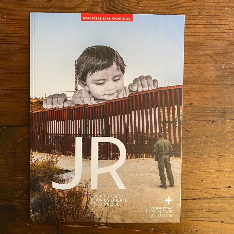 Magazine on french street art artist JR (Gebraucht) in Zürich für CHF ...