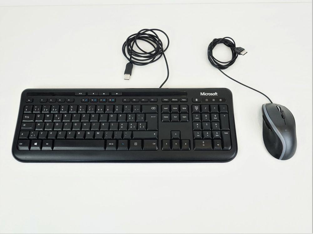 Tastatur (Microsoft Wired Keyboard 600) + Maus (Logitech) (Gebraucht ...