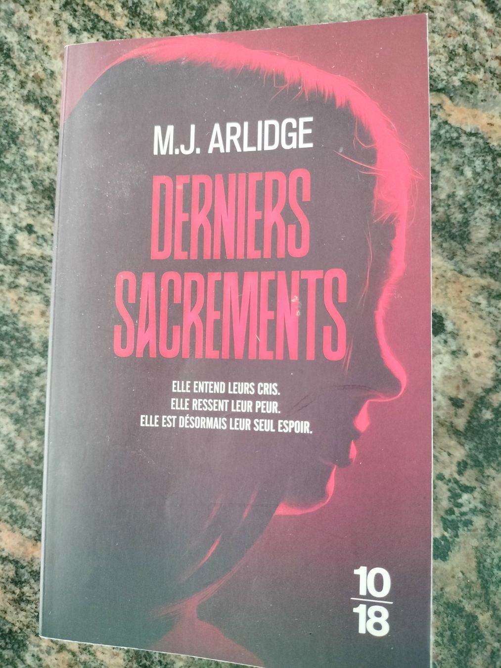 Derniers sacrements M. J. Arlidge (D'occasion) à Cortaillod pour CHF 3 ...