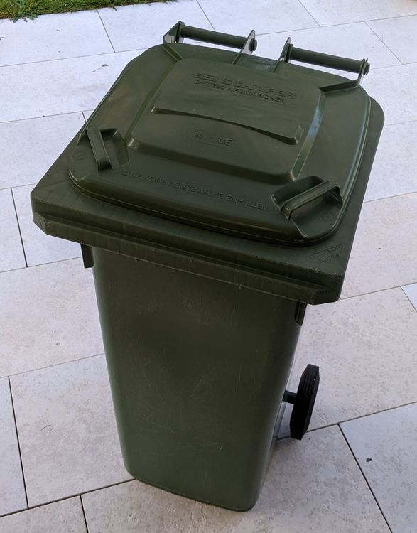 Mülltonne / Container, grün, SSI Schäfer, 140l, fahrbar (Gebraucht) in ...