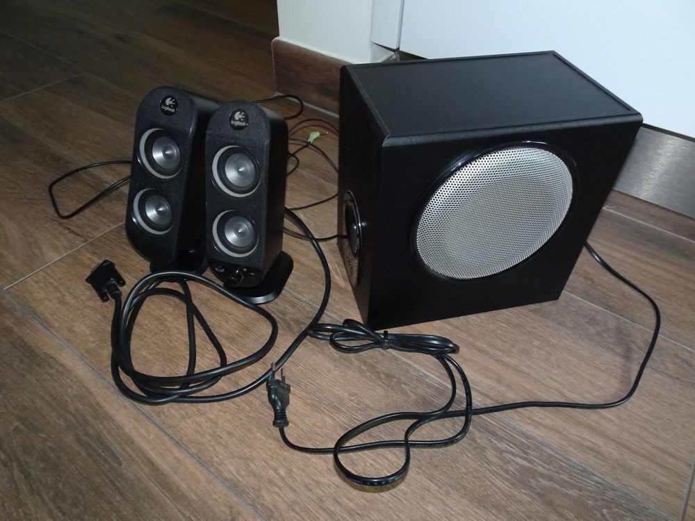 Logitech X-230 (Gebraucht) in Satigny für CHF 0.95 – mit Lieferung auf Ricardo kaufen