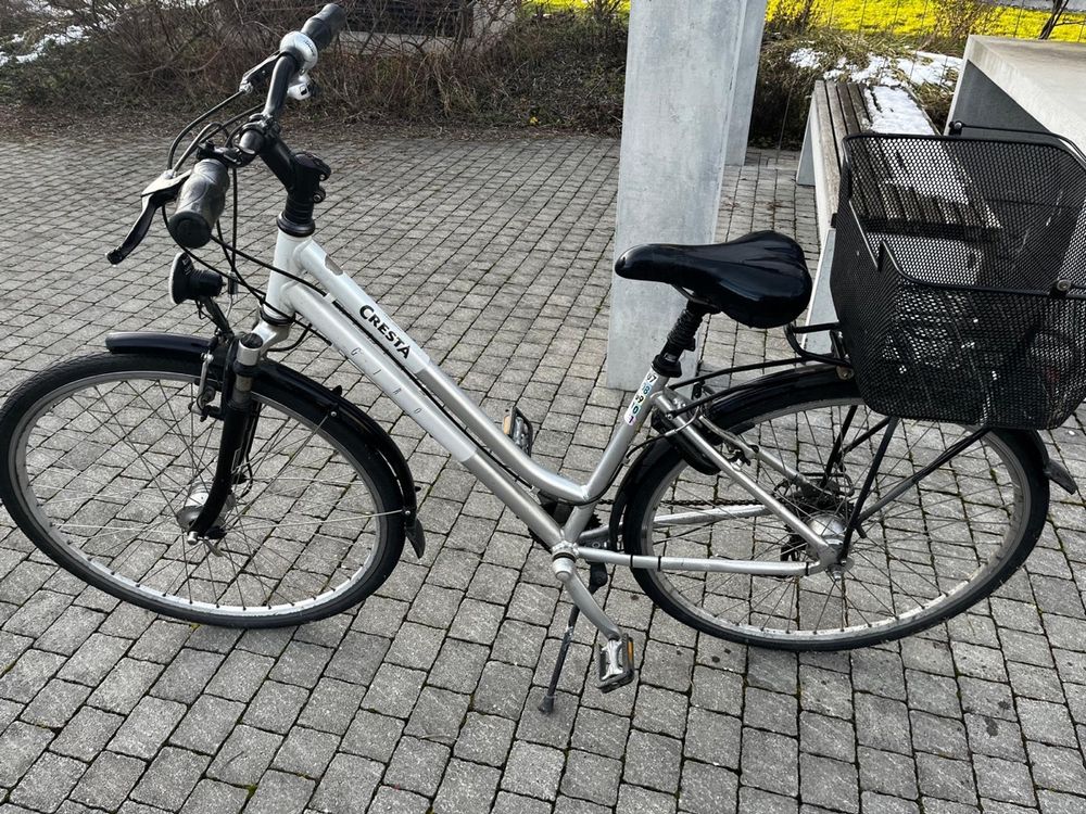 Cresta Damenfahrrad mit Korb (Defekt) in Wiesendangen für CHF 46 – nur ...