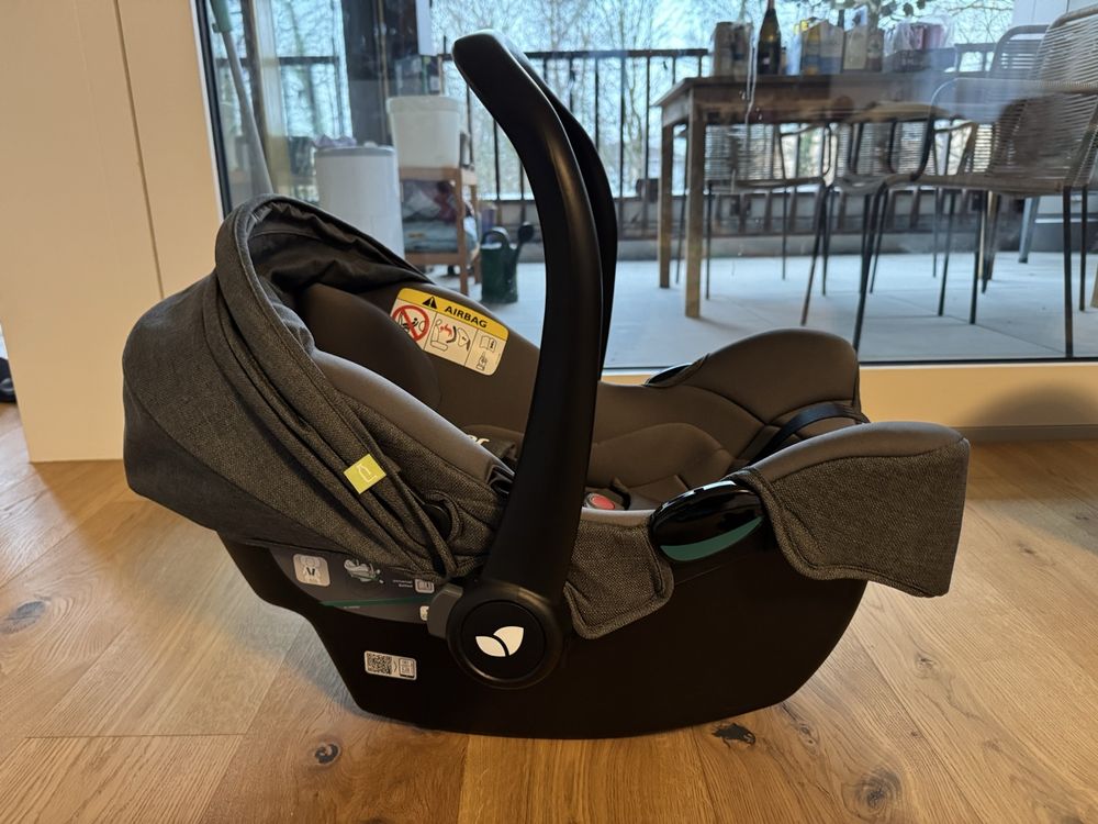 Joie i-Snug 2 & Joie Babywanne / Cycle Collection (Gebraucht) in Baar ...