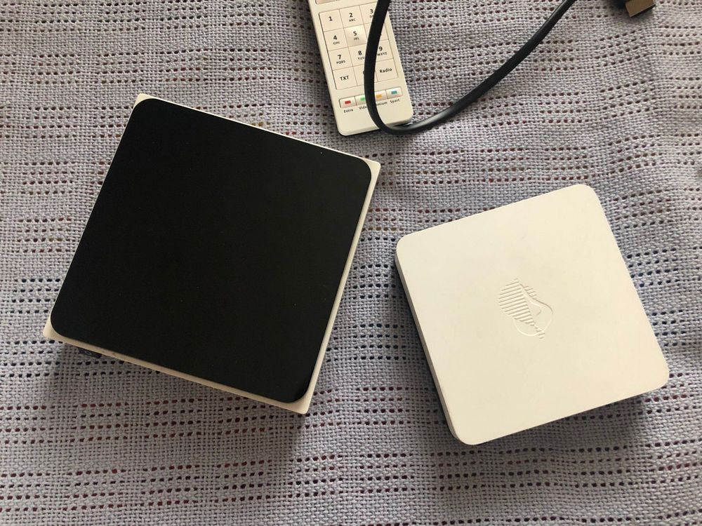 TV Box Swisscom - 1 x HD et 1 x UHD (Gebraucht) in Villeneuve VD für ...