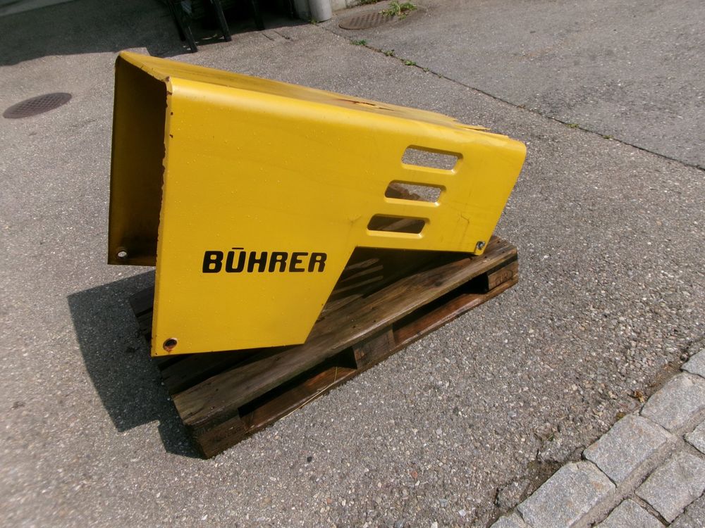 Bührer -Traktoren - Motorhaube 465 - 475 (Gebraucht) in Eschenbach SG ...