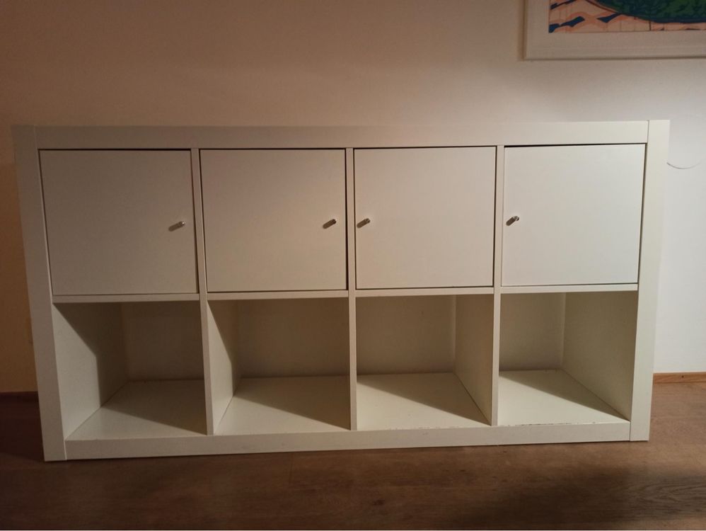 Weisses Ikea Kallax Regal mit Türen (Gebraucht) in basel für CHF 31 – nur Abholung auf Ricardo ...