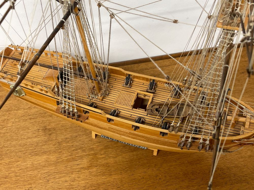 Holz Modellbauschiff/BLUE SHADOW/Top Zustand/Sammlerzustand (Neu ...