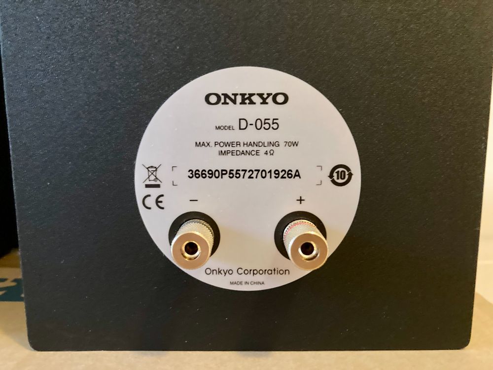 ONKYO D-055 Regallautsprecher (Gebraucht) in Fahrweid für CHF 39 – mit Lieferung auf Ricardo kaufen