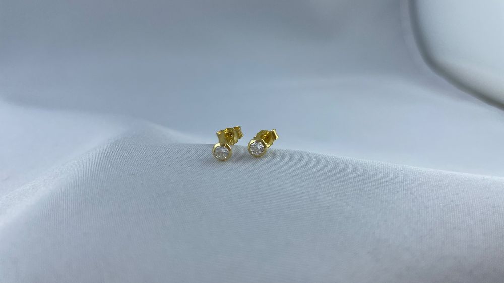 Ohrstecker in 750 Gold / 18 Karat | Kaufen auf Ricardo