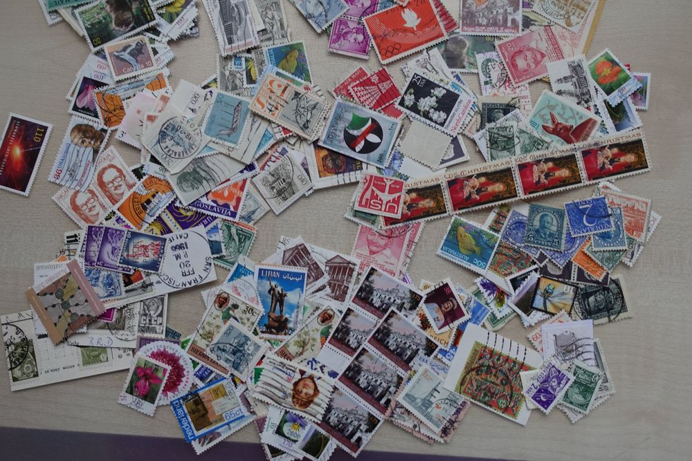 Diverse Briefmarken Weltweit (Gebraucht) in Ettiswil für CHF 1 – mit ...