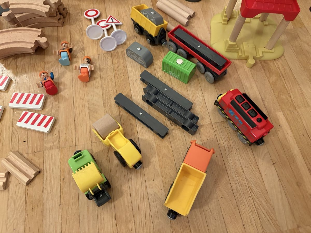 Brio and other Crane train set with Tracks, Vehicles (Gebraucht) in ...