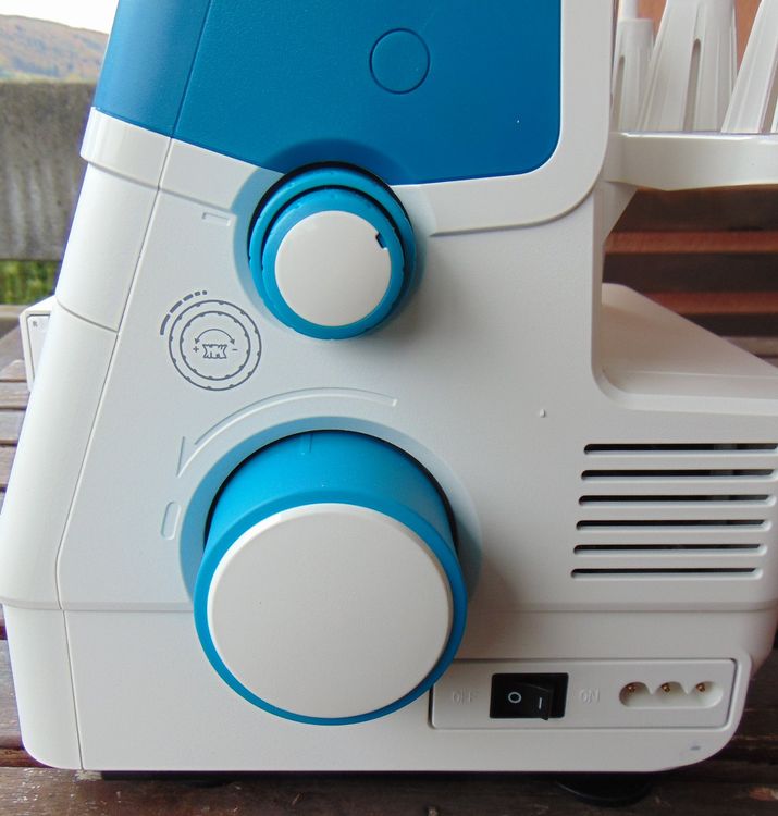 Overlock Nähmaschine PFAFF admire 5000 neu, ab Fr. 1.-- (Neu und ...