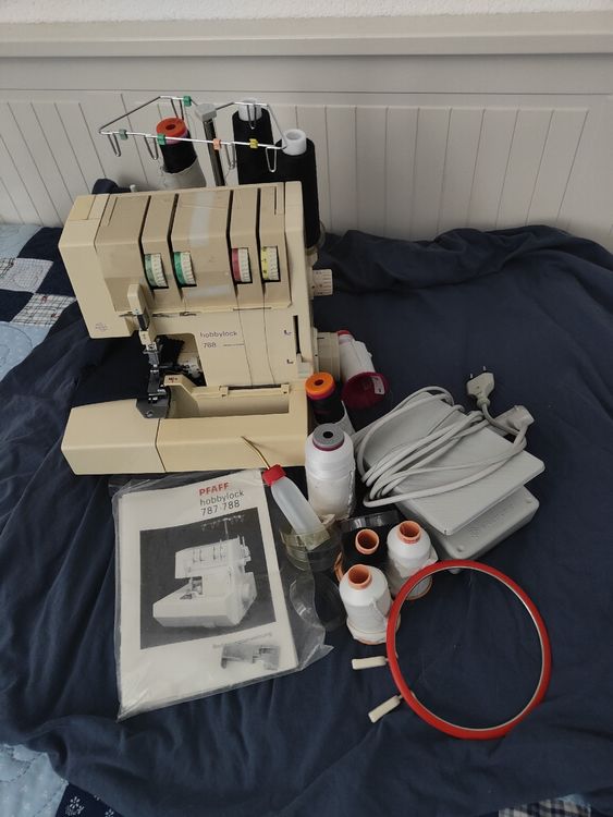 Pfaff Hobbylock 788 Overlock-Nähmaschine, inkl. Staubhülle (Gebraucht ...
