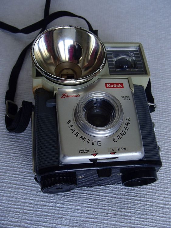 VINTAGE KODAK STARMITE CAMERA MIT BLITZ (Gebraucht) in Schöfflisdorf ...