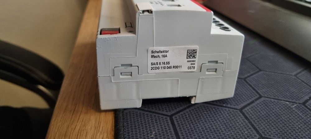 ABB Schaltaktor 8fach 16 AS/S 8.16.5S 2CDG 110 045 R0011 (Neu und ...