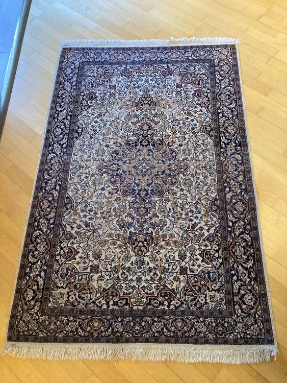 Teppich (Gebraucht) in Trimmis für CHF 30 – nur Abholung auf Ricardo kaufen