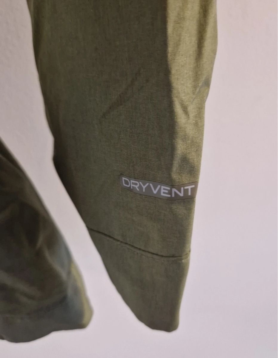 THE NORTH FACE DRYVENT Khaki Hooded Windbreaker Jacket (Gebraucht) in ...