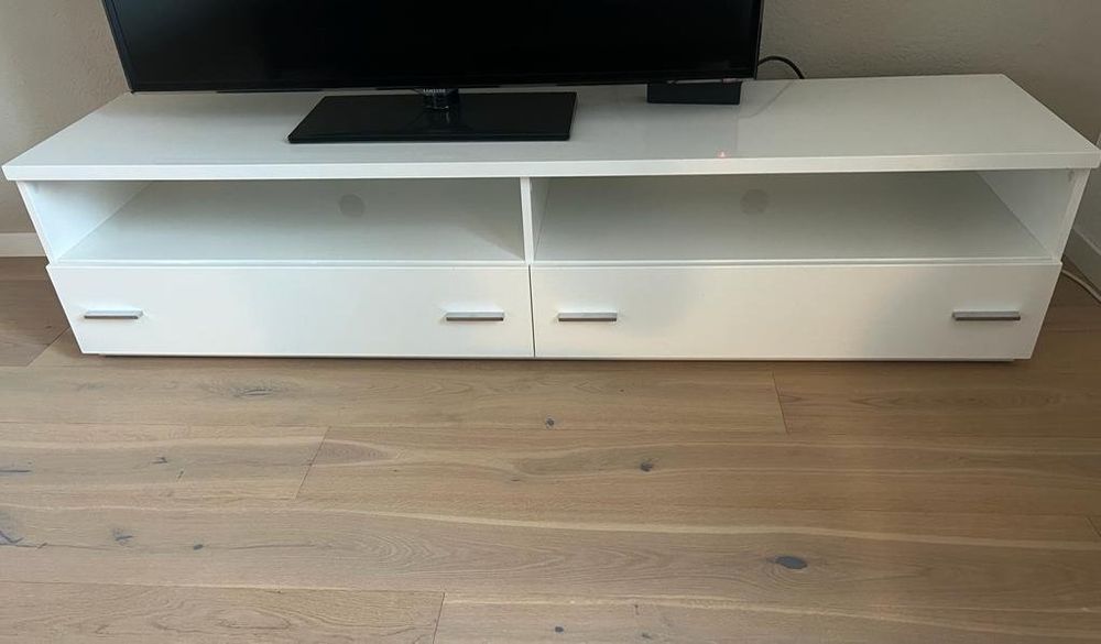 TV Möbel Weiss Hochglanz / Sideboard (Gebraucht) in Meilen für CHF 1 ...
