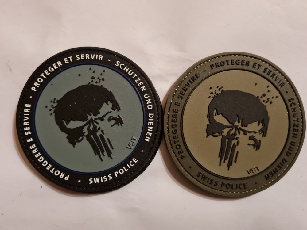 Duo Badge SWISS POLICE 2 Farbig Pvc Klett | Kaufen auf Ricardo
