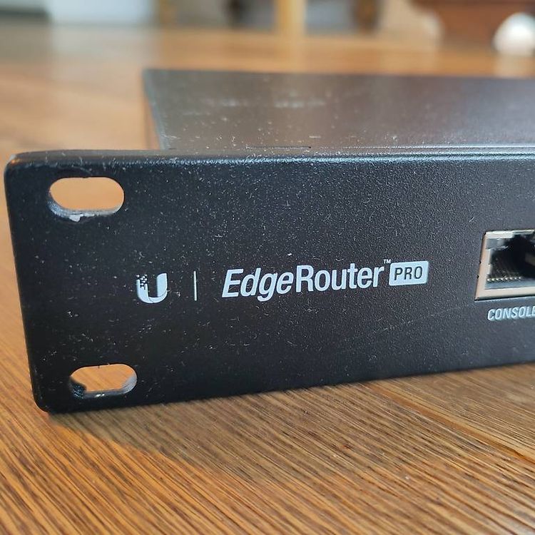 Ubiquiti EdgeRouter Pro 8 - Gebraucht, voll funktionsfähig (Gebraucht ...