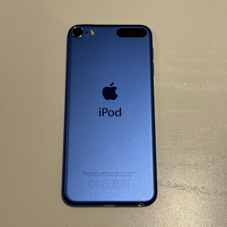 iPod Touch 6 gen - 16gb - Blue - Free Shipping! (Gebraucht) in Territet ...