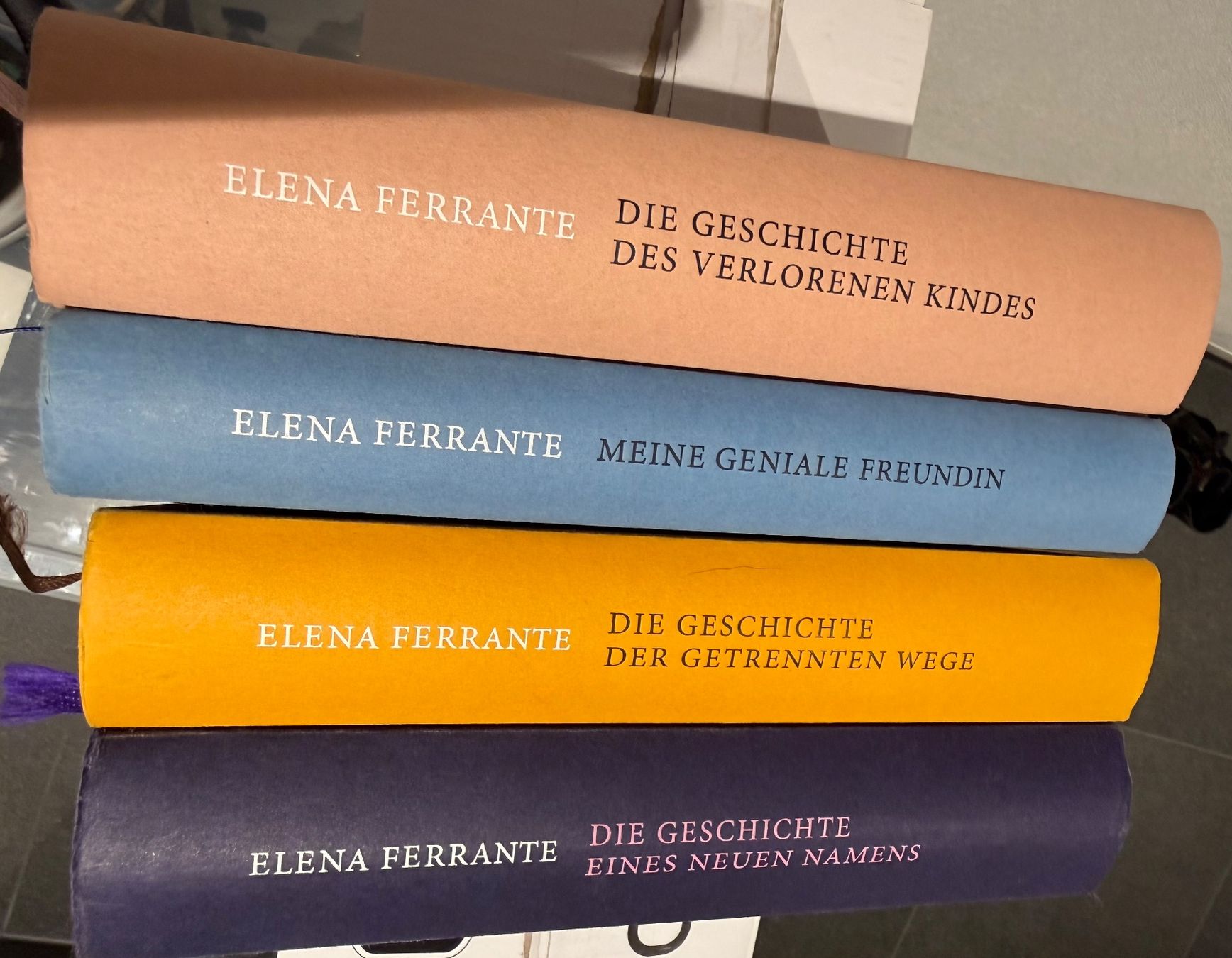 Elena Ferrante - eine Neapolitanische Saga in 4 Bänden (Gebraucht) in Engelburg für CHF 25 – nur ...