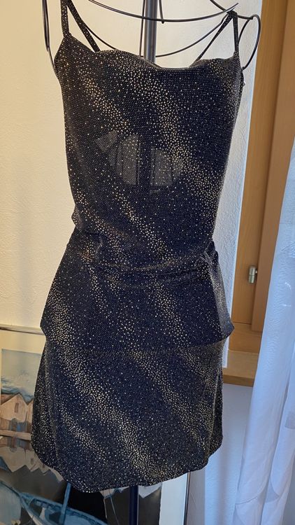 Charbell Paris Kleid (Gebraucht) in Obfelden für CHF 10 – mit Lieferung ...