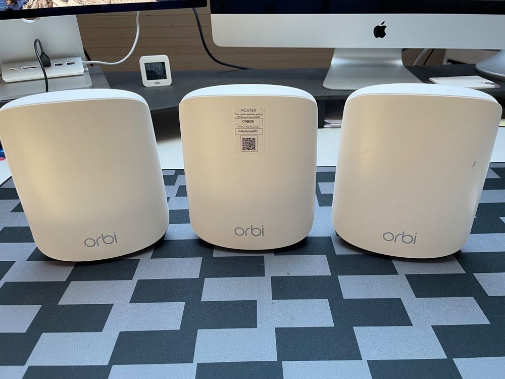 3x Orbi Wifi Mesh System Set (Router) weiss (Gebraucht) in Niederlenz ...