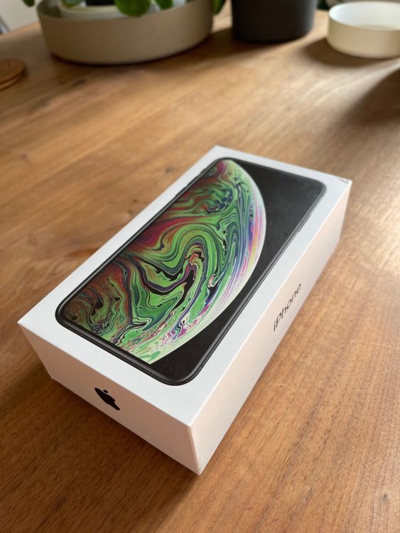 iPhone XS Max 256GB space grey mit 88% Akku | Kaufen auf Ricardo