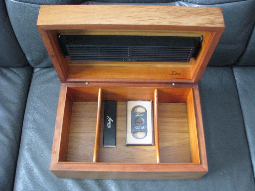 Zino Humidor mit Zino Cutter (Davidoff) (Gebraucht) in Niederbipp für ...