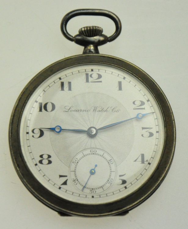 Taschenuhr aus Silber, Locarno Watch Co, läuft (Gebraucht) in Wettingen ...