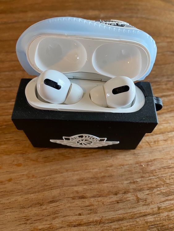Airpods Pro Nike Jordan Dior Case (Gebraucht) in Männedorf für CHF 25 ...
