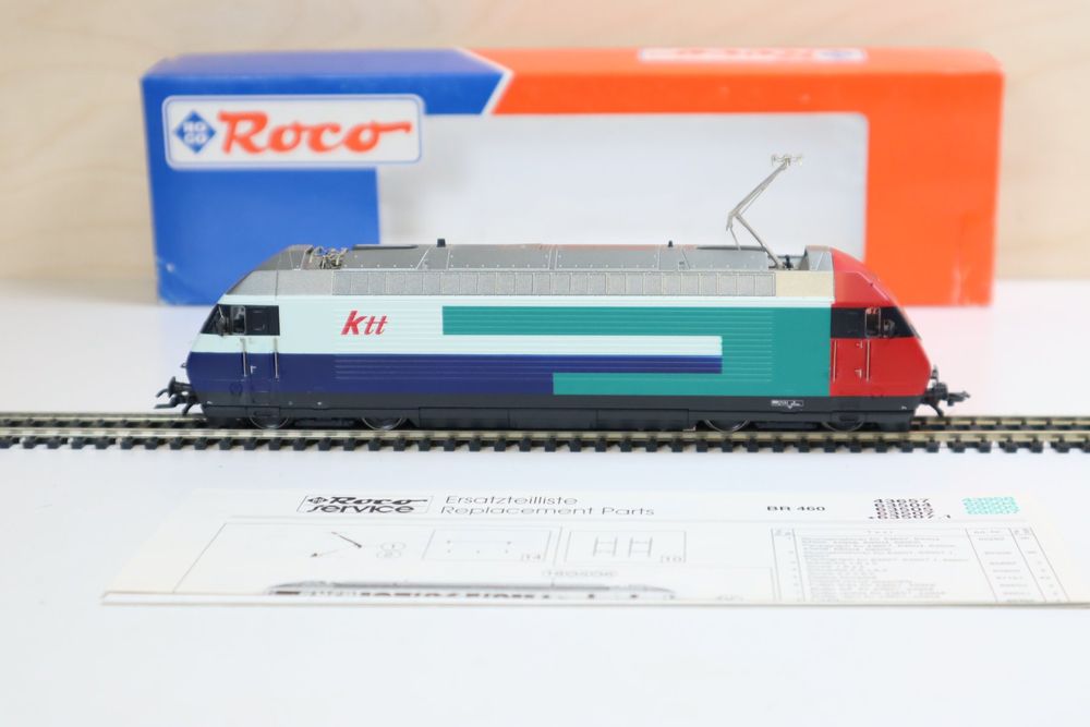 ROCO Re 460 E-Lok "Hong-Kong" - 63507 (Defekt) in Winterthur für CHF 63 ...