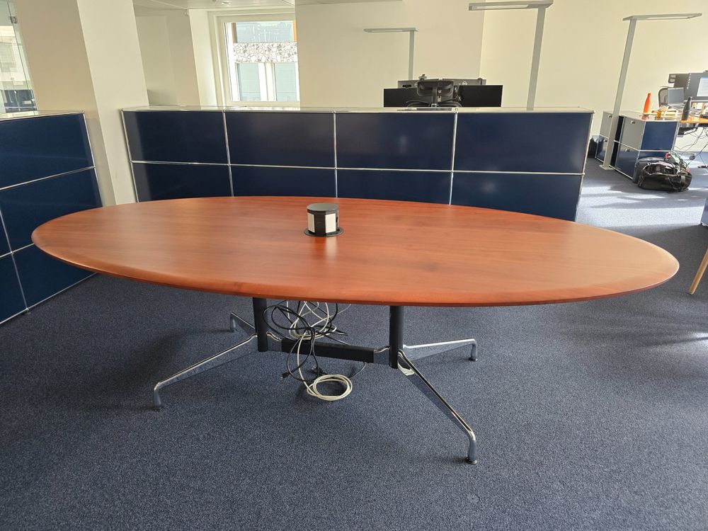 Vitra Eames conference table (Gebraucht) in Zürich für CHF 500 – nur ...