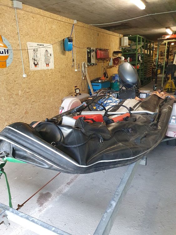 Gummiboot Codiac (Defekt) in Lauerz für CHF 172 – nur Abholung auf ...