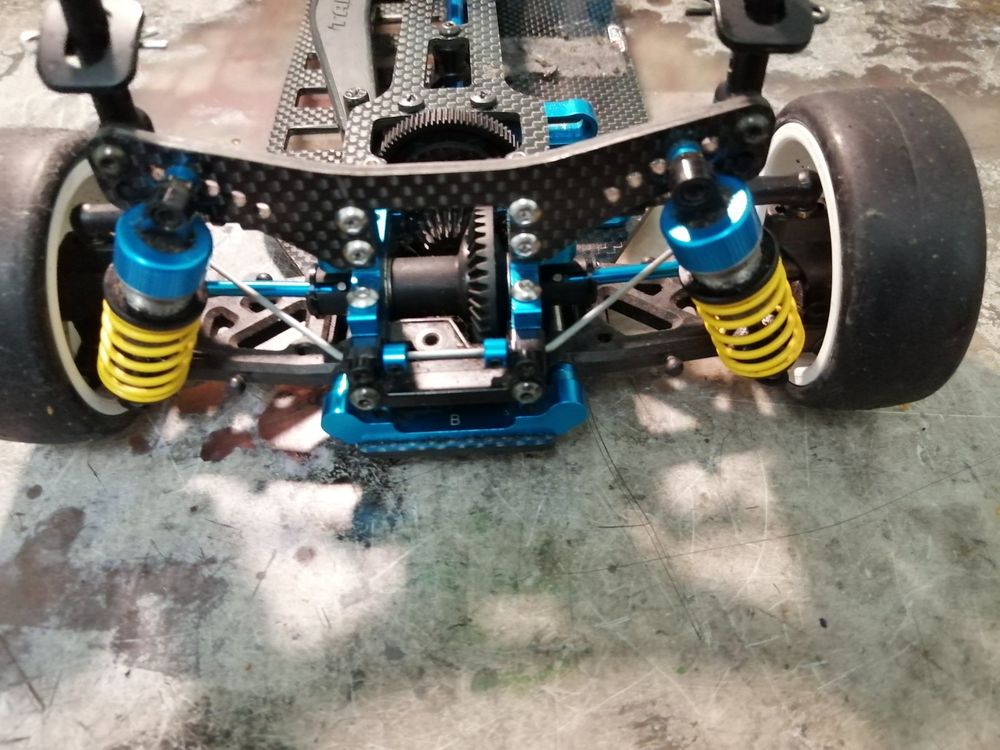 Tamiya TB5 Evolution Rollendes Chassis (Gebraucht) in Hirzel für CHF 103 – mit Lieferung auf ...