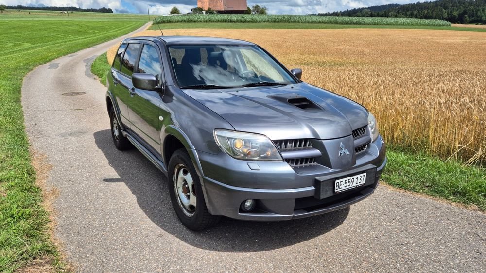 Mitsubishi Outlander 2.0 Turbo 4x4 mit MFK (Gebraucht) in Oberthal für ...