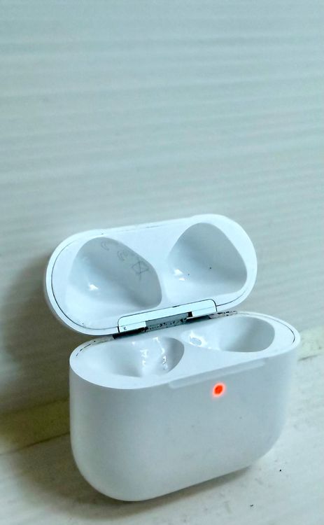 Original Apple Airpots 4 ANC Case (Gebraucht) in Zofingen für CHF 42 ...
