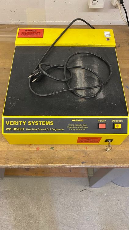 Degausser Verity Systems V91 DLT/LTO NP. 2923.- | Kaufen auf Ricardo