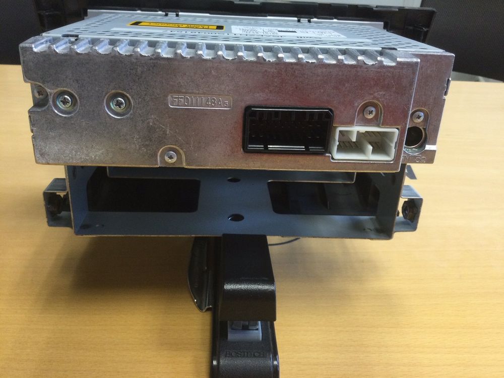 Suzuki Swift Autoradio Original CD / MP3/ RDS / usw. (Gebraucht) in Triesen für CHF 60 – nur ...