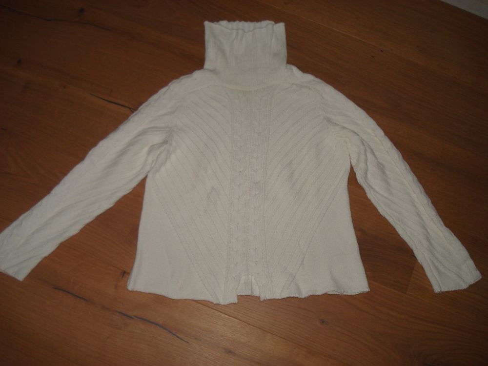 Pullover von Weekend, Grösse 34 (Gebraucht) in Lungern für CHF 9 – mit ...