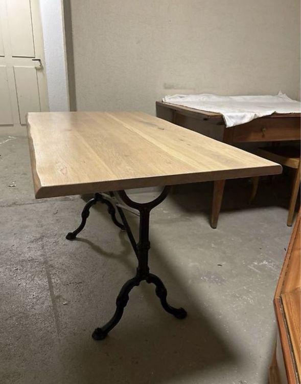 Holztisch, Esstisch, in massiver Eiche (Gebraucht) in Wohlen AG für CHF 390 – nur Abholung auf ...