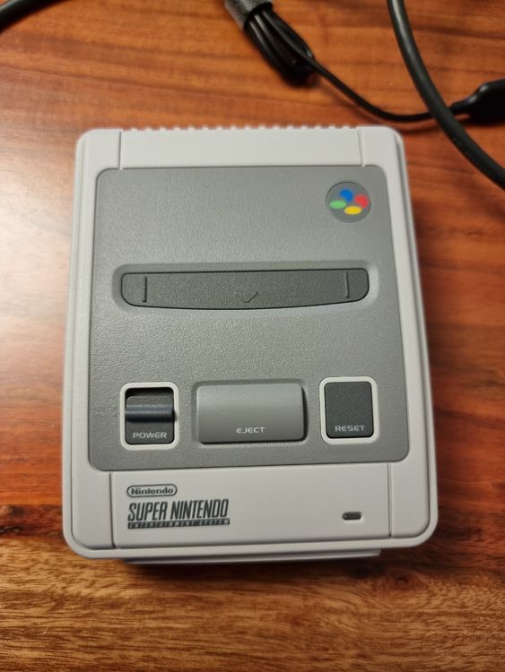 Nintendo Classic Mini, Super Nintendo, Top Zustand! (Gebraucht) in Cham ...
