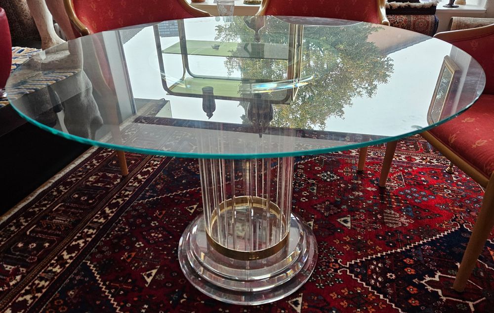 Runder moderner Glastisch (Gebraucht) in Rieden AG für CHF 101 – nur Abholung auf Ricardo kaufen