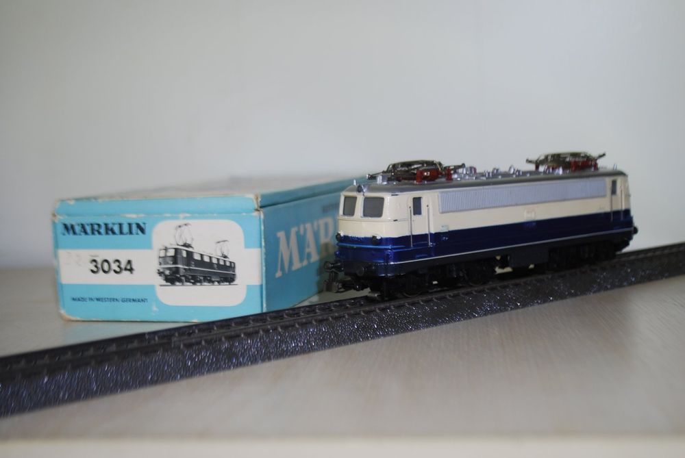 Märklin "3034" DB BR 41 E-Lok in Rheingold- Farbgebung AC | Kaufen auf ...