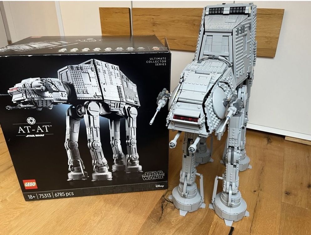 UCS Set AT-AT (Gebraucht) in Bülach für CHF 680 – mit Lieferung auf ...