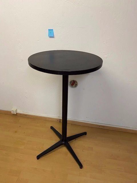 Vitra Stehtisch Bistrotisch Massiv Eiche (Gebraucht) in Basel für CHF ...