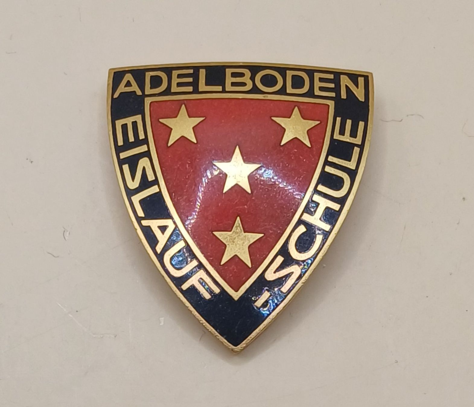 Antikes Abzeichen ADELBODEN Eislauf-Schule EMAIL (4 Sterne) (Gebraucht ...