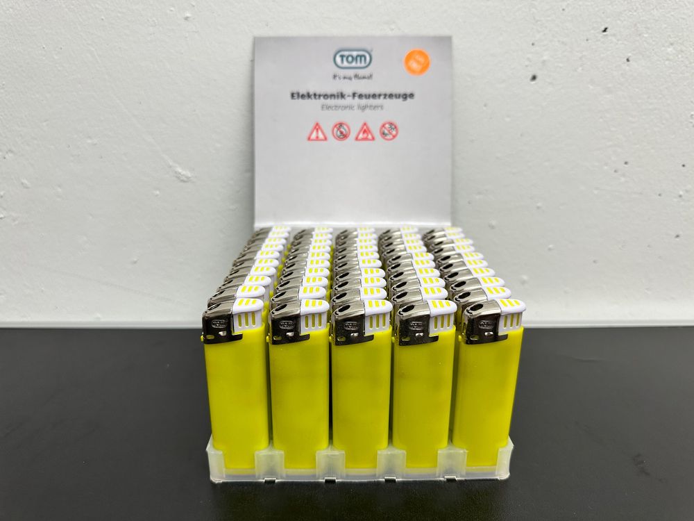Neu Display Feuerzeug Gelb (50x) | Kaufen auf Ricardo
