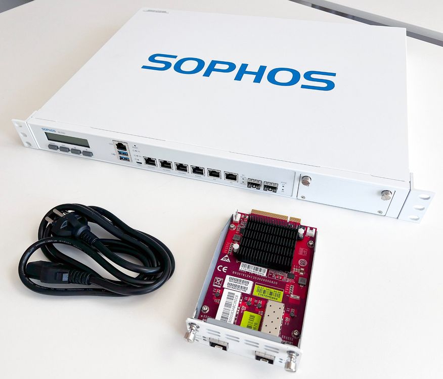 Sophos SG210 Rev. 3 Appliance, 2x10 GbE SFP+ Flexiport Modul (Gebraucht) in Glattfelden für CHF ...